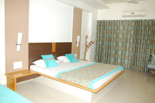 Double Block ₹18,00,000.00