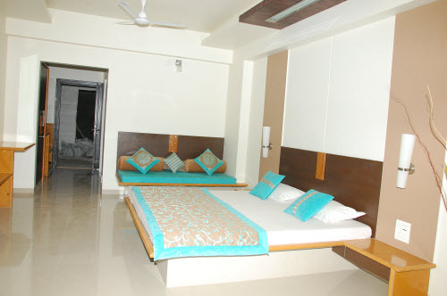 Double Block ₹18,00,000.00