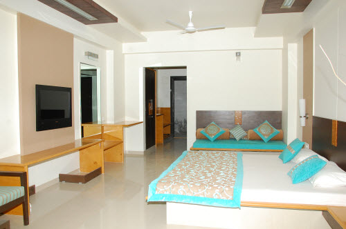 Double Block ₹18,00,000.00